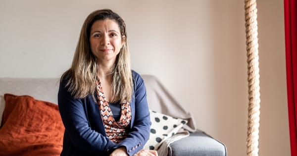 Lares online do outro lado da linha: Elisabete Botelho